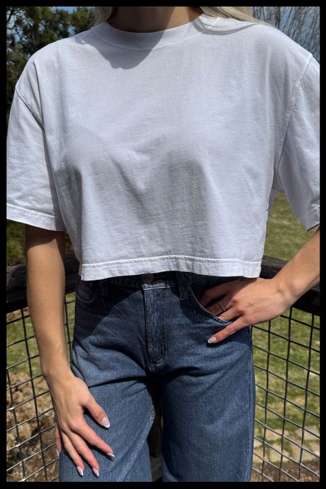 11 Best White T-shirts for Women | The Strategist