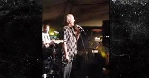 Watch a Video of Bill Murray Singing Onstage Yet Again
