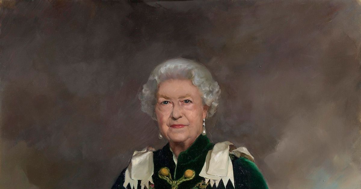 Queen Elizabeth Has a New Royal Portrait