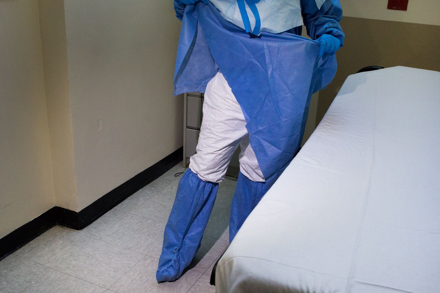 This Is What NYC’s Ebola Prep Gear Looks Like