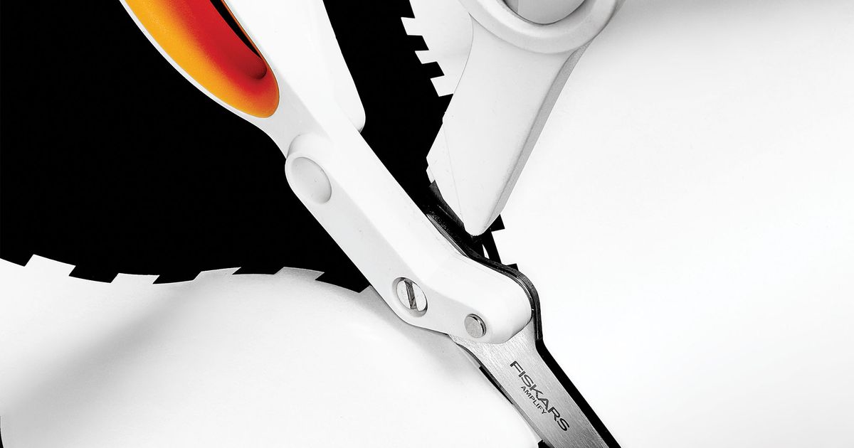 The Optimal Scissors for Holiday Gift-Wrapping