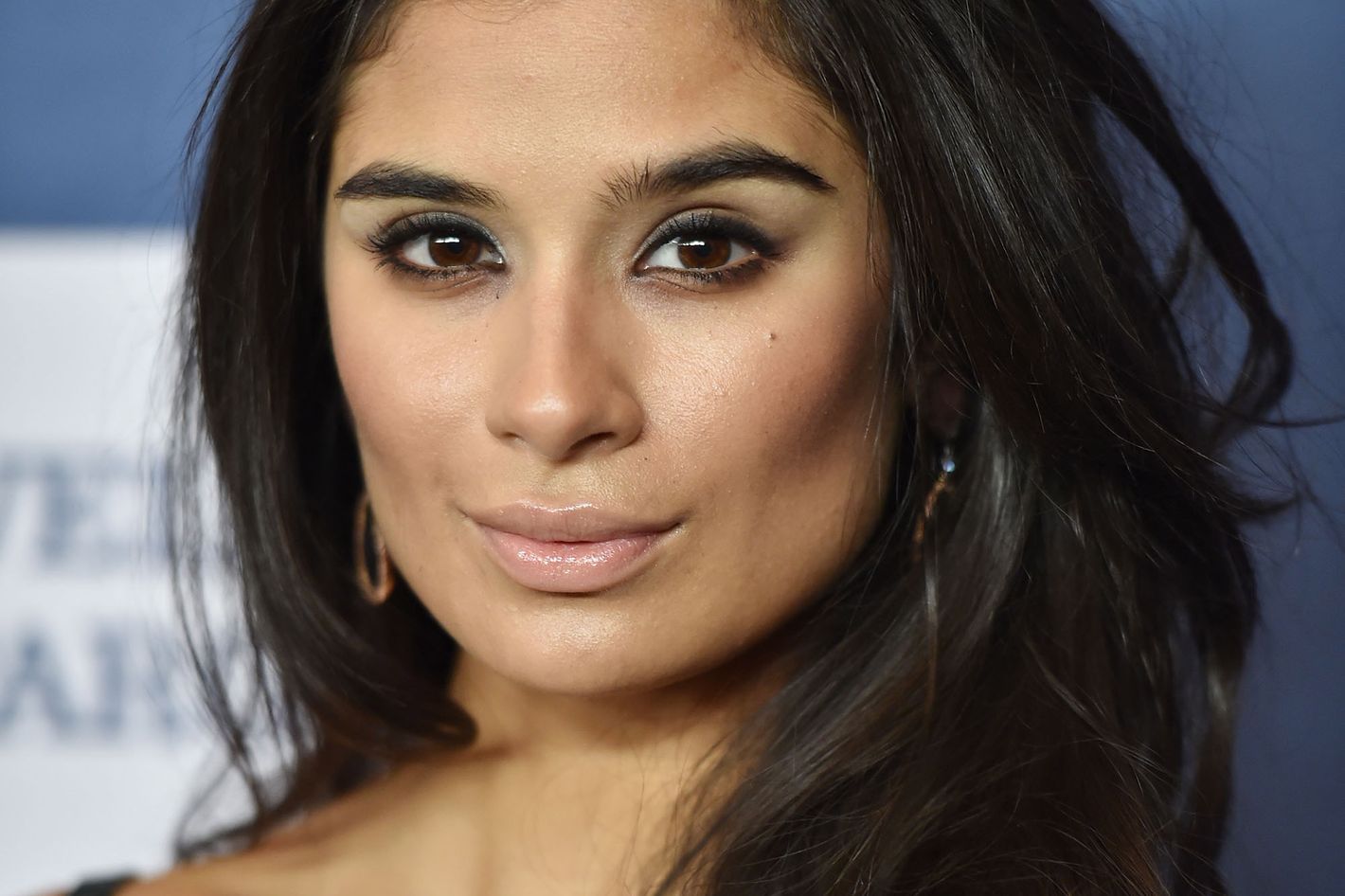 Diane Guerrero Turns Her Immigration Story Into A Cbs Drama These TV