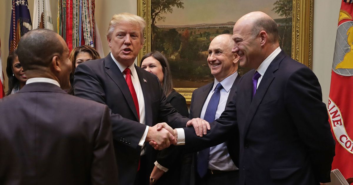 Trump Announces Plan to Let Wall Street Scam America Again