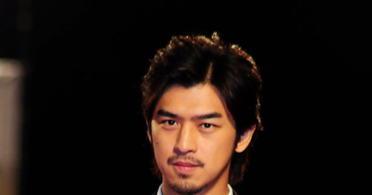 Male Gaze: Taiwanese Hunk Bo Lin Chen