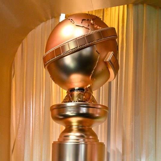 SNL: Meet Tishy, the Woman You Don’t Know Why You Love