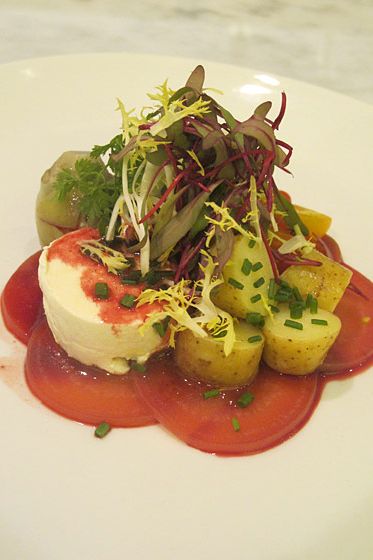 Deconstructed Borscht, Pickled Herring With Yuzu, and More Things to ...