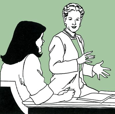 How to Give Constructive Criticism — 8 Useful Tips