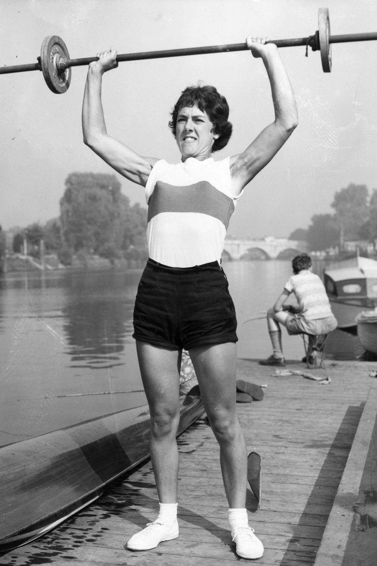 40 Vintage Ladies in Ye Olde Workout Gear