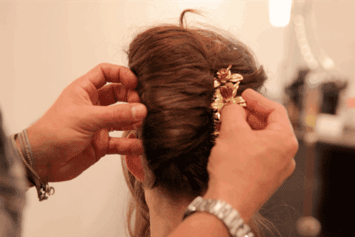 3 Easy, Fancy Ways to Wear a Hair Comb Like Keira Knightley