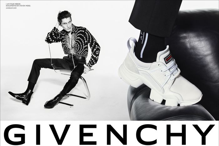 See The Givenchy Spring 2019 Campaign