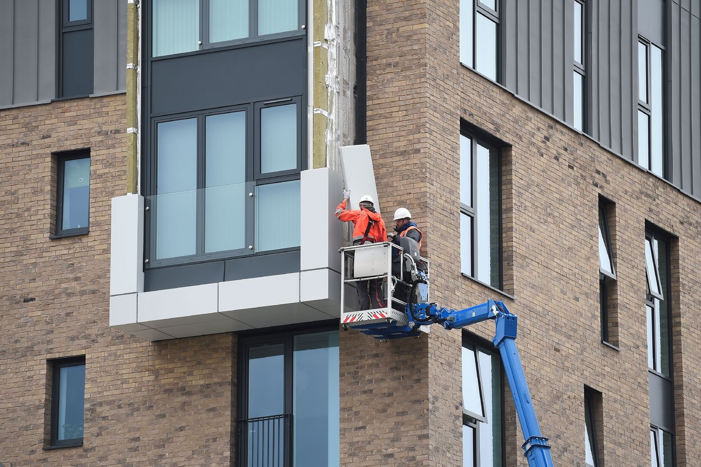 U.K. Races to Prevent Another High-Rise Disaster