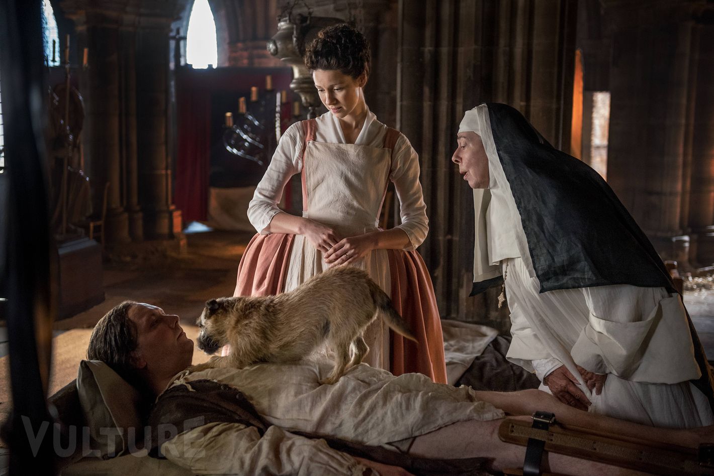 Check Out Claire’s Cute Dog-Assistant on Outlander