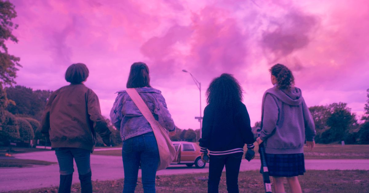 ‘Paper Girls’ Series Premiere Recap: ‘Growing Pains’