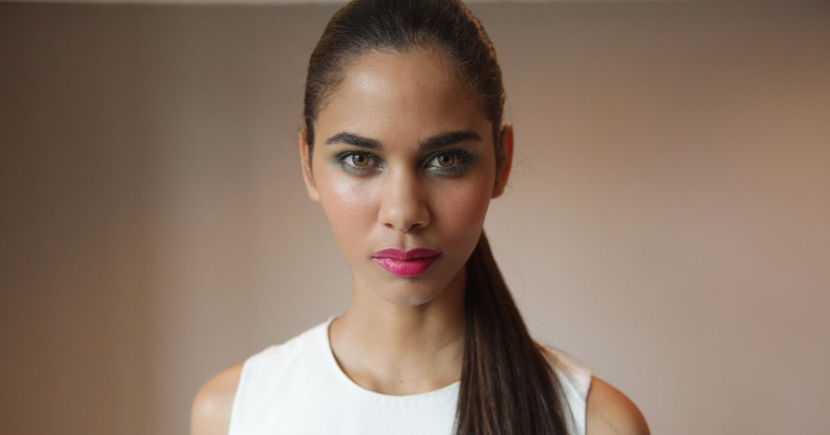 How to Get Turquoise-Blue Pool Eyes