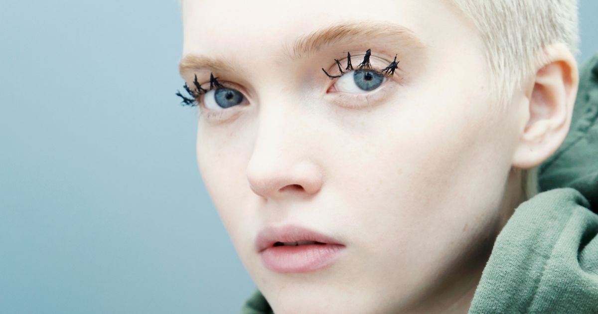 Wait, Maybe Clumpy Lashes Are a Good Idea