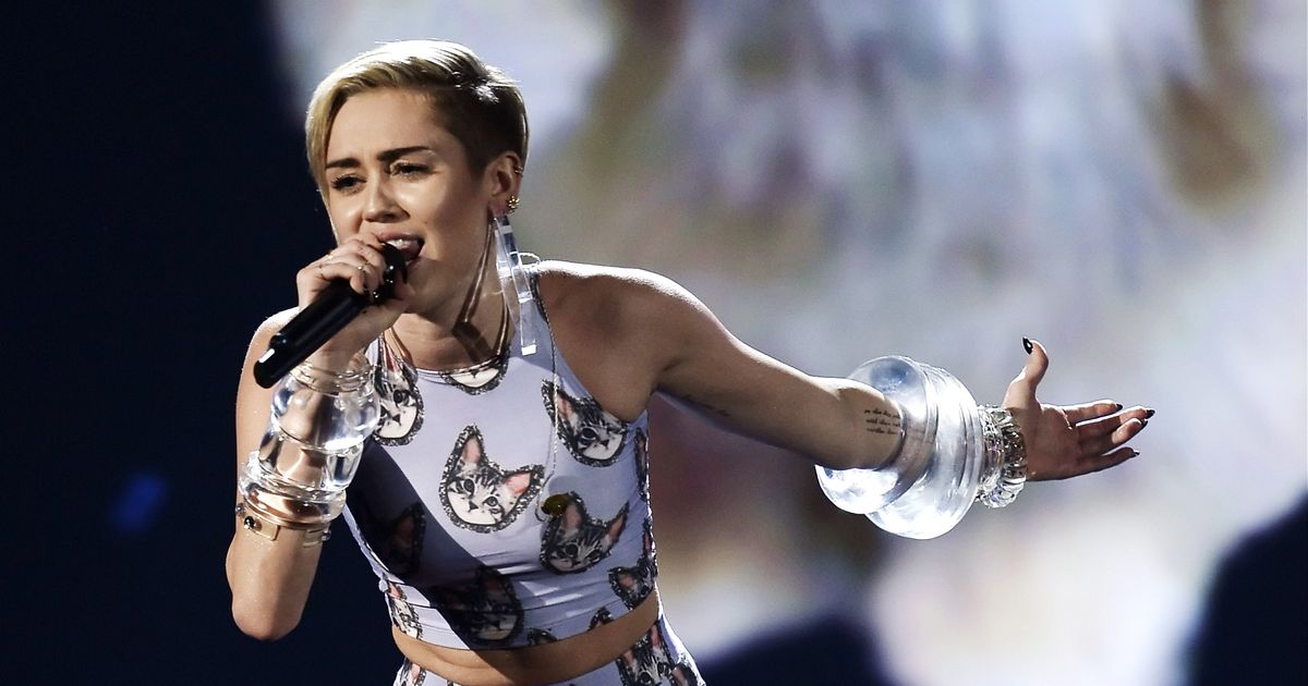 Miley Cyrus, Cat Lady for the Ages