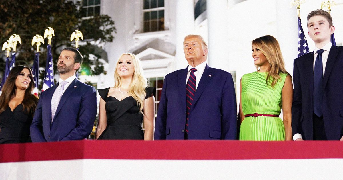 A List of White House Staff & Trump Associates With COVID-19