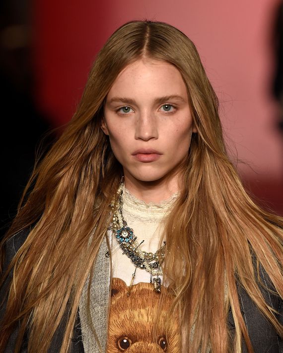 NYFW Fall 2019 Beauty Trend: So Many Center Parts