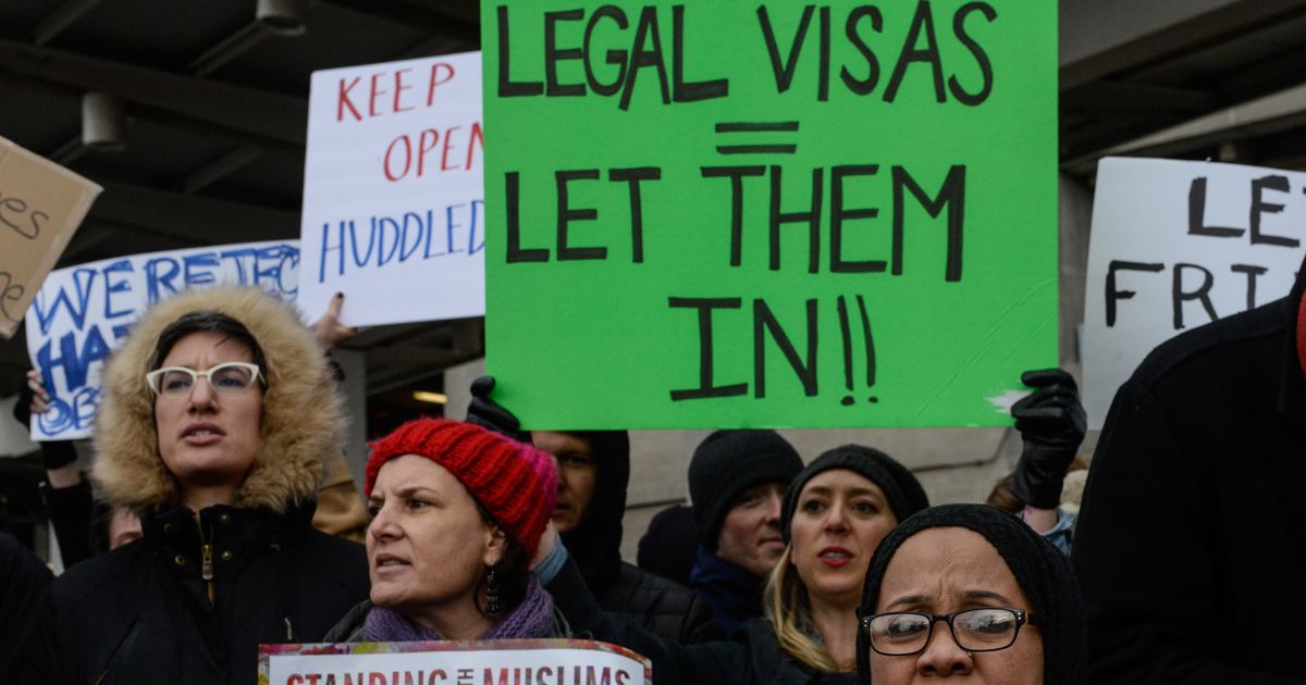People Denied Entry Under Travel Ban Can Reapply for Visas