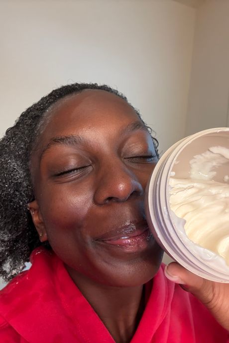 Pin Curls Are the Secret to Toni Bravo’s Signature Style