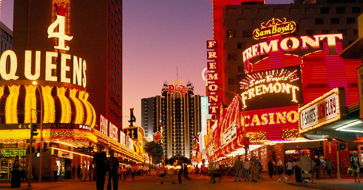 Las Vegas Travel Guide: Things to Do, Where to Stay