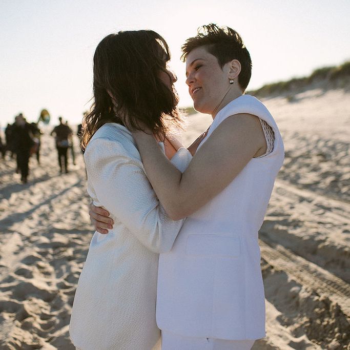 The Wedding Files: Suzanne Hillinger and Alexis Johnson
