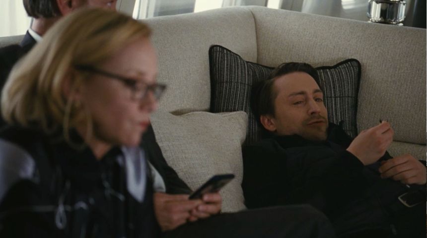 Succession: Roman Roy Doesn’t Know How Chairs Work