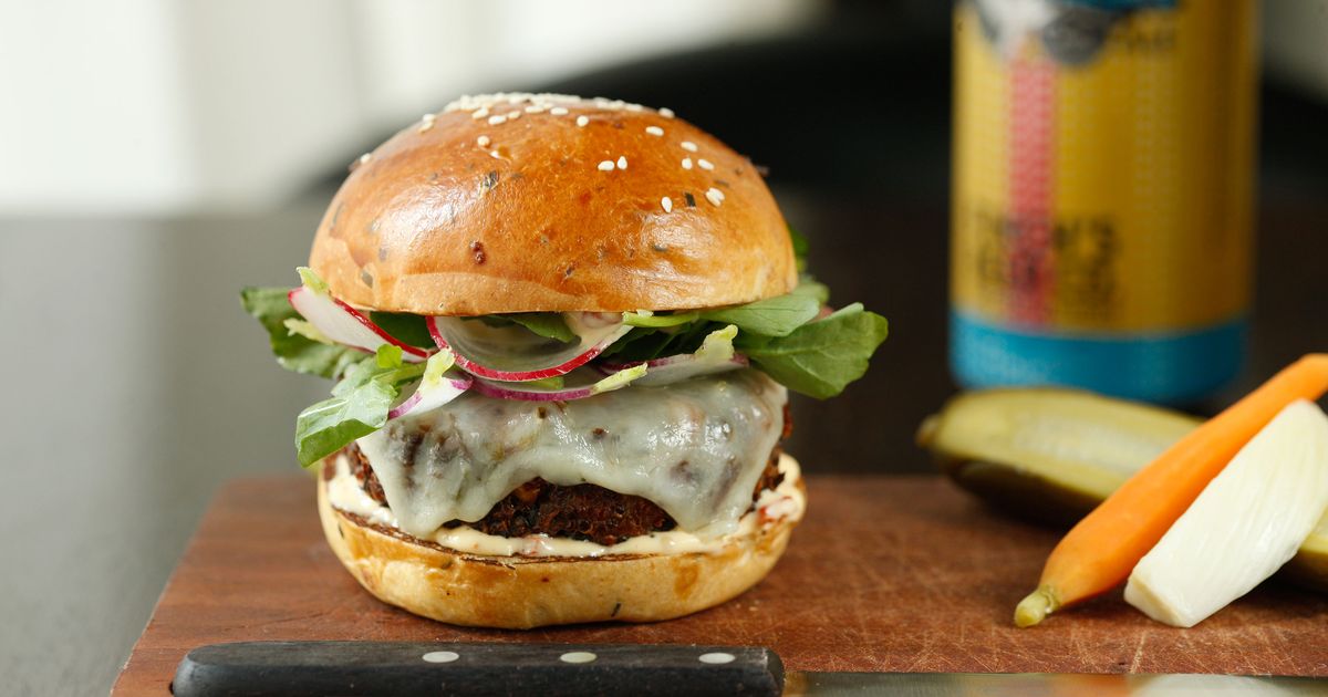 Chef Daniel Humm Officially Enters the Veggie-Burger Fray