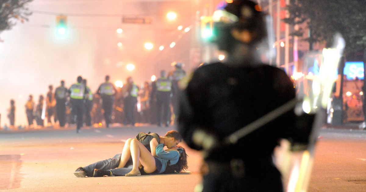 Those Lovebirds From the Vancouver Riots Have Hired a Celebrity Agent