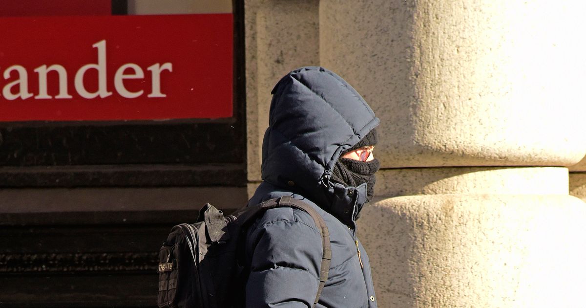 Let Bradley Cooper Be Your Cold-Weather Style Muse