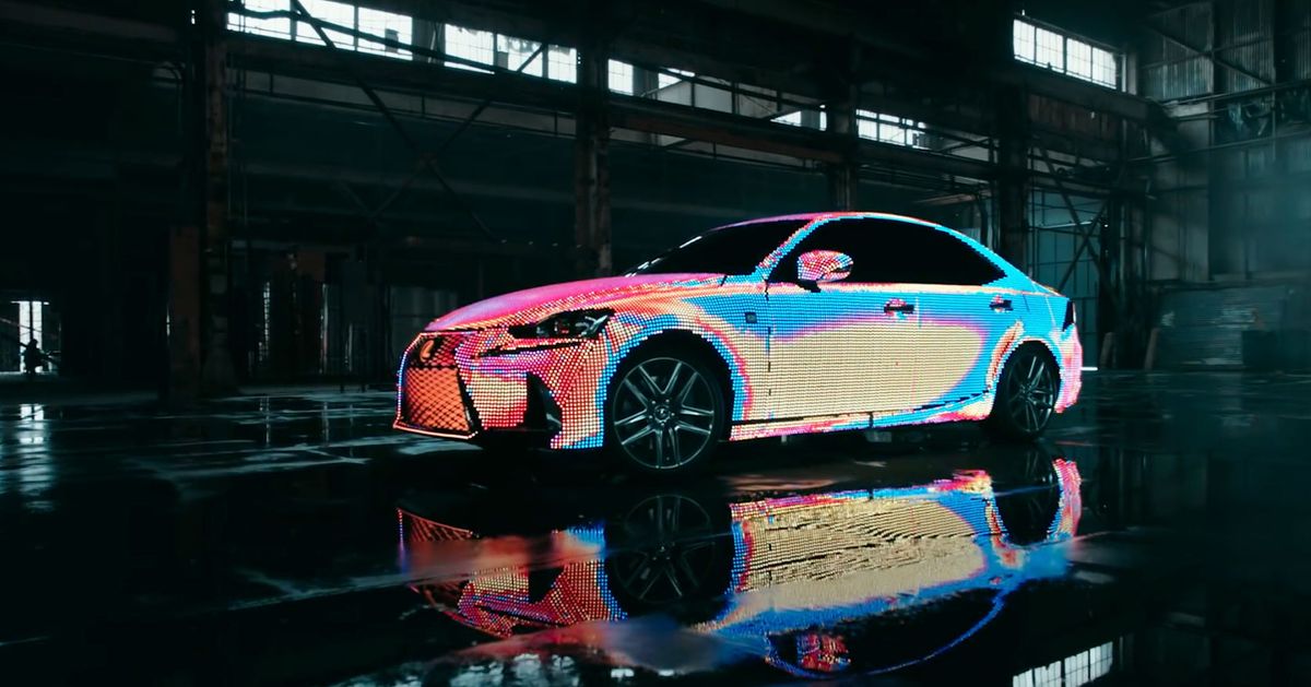 Lexus Covered a Car With Over 40,000 LEDs