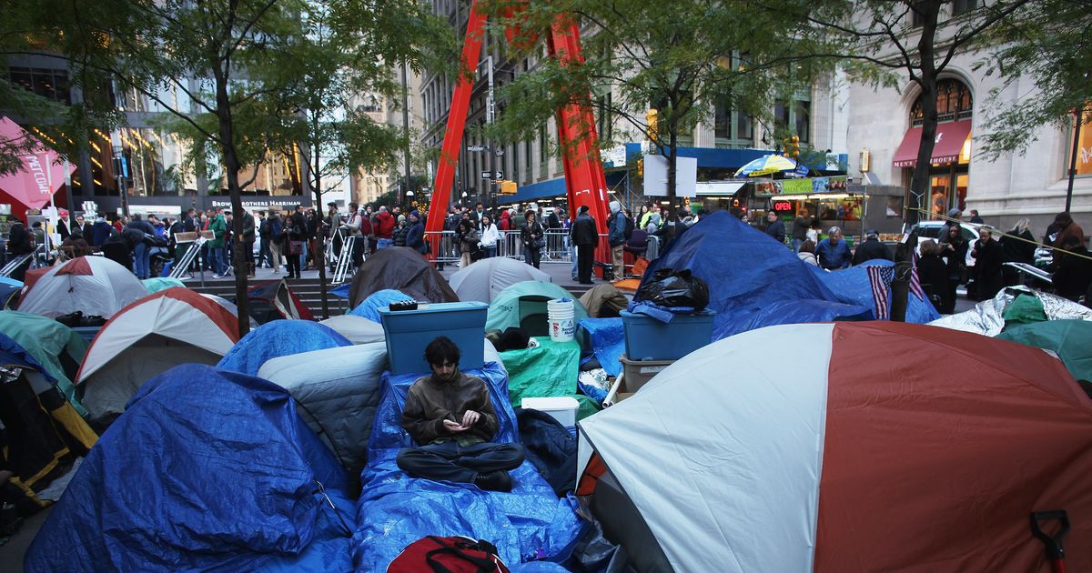 OWS Protesters Stock Up on Tents Despite Prohibition
