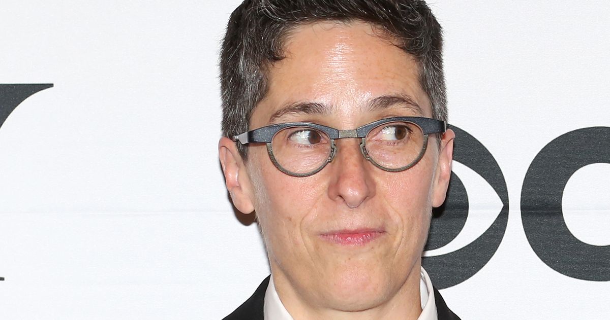 Alison Bechdel Publishes New 'Dykes to Watch Out For'