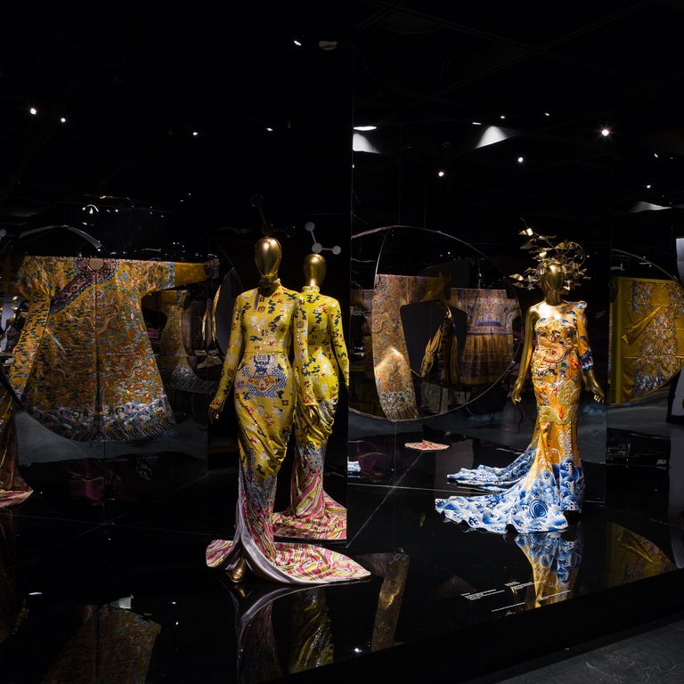 The Met’s China Show Is Beautiful, But Elusive