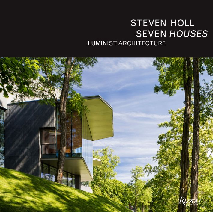 How Architect Steven Holl Brings Light Into Homes