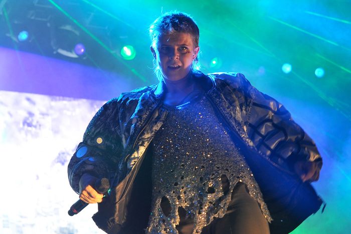 10 of Robyn’s Best Looks Ever