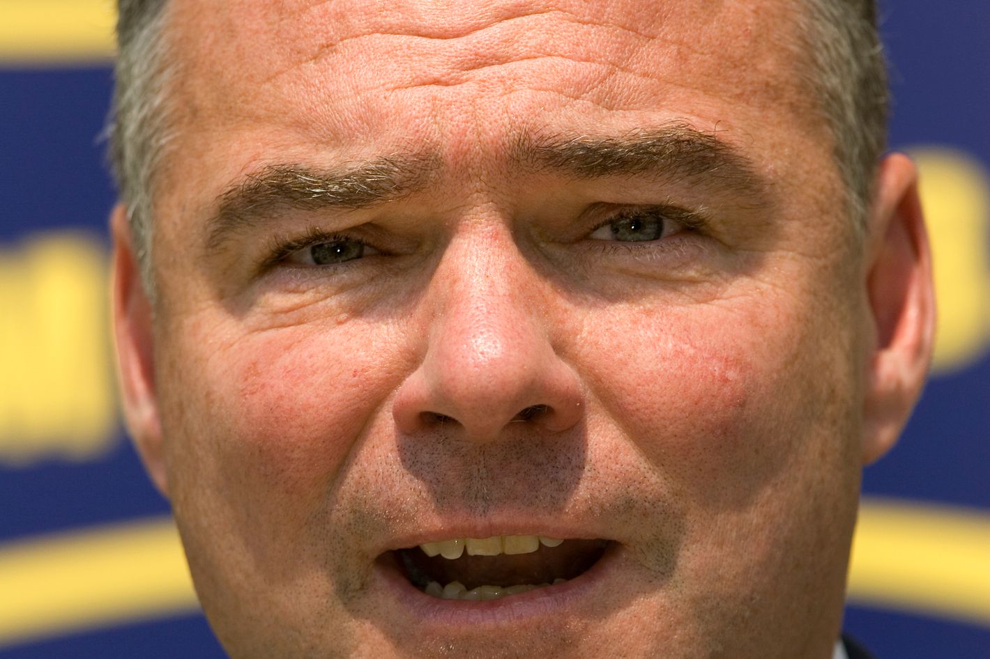 Was Tim Kaine Wearing Mascara Last Night? An Investigation.