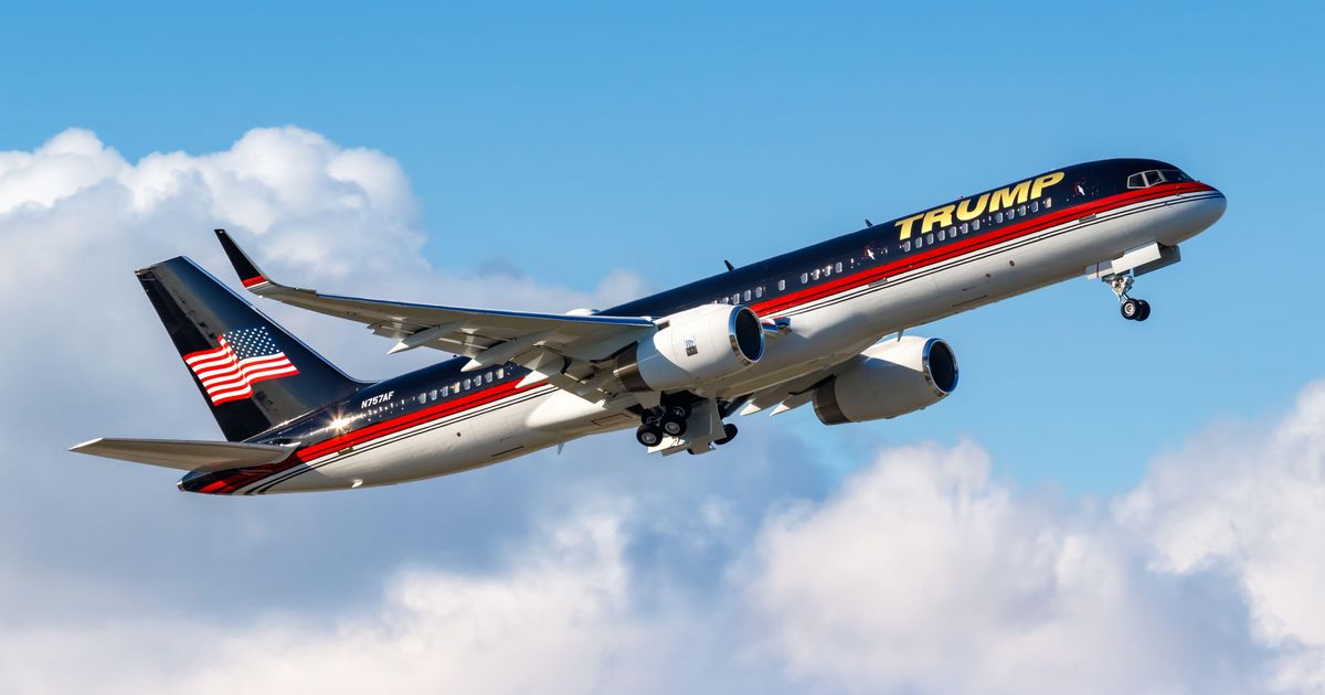 Donald Trump Flies a Crappy Plane for a Billionaire