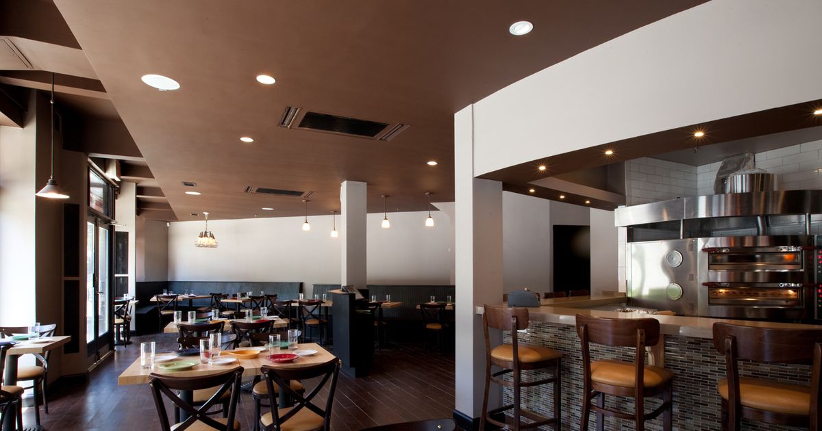 First Look at 900 Degrees, Now Serving Neapolitan, Roman, and NYC Pizzas