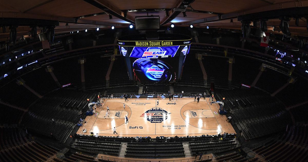 A Look at Empty Public Spaces During Coronavirus [WATCH]