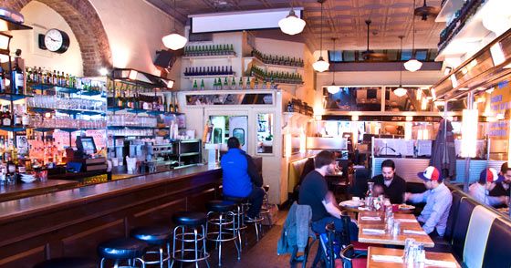 Tribeca Restaurant Edward’s Valiantly Refuses Festivities