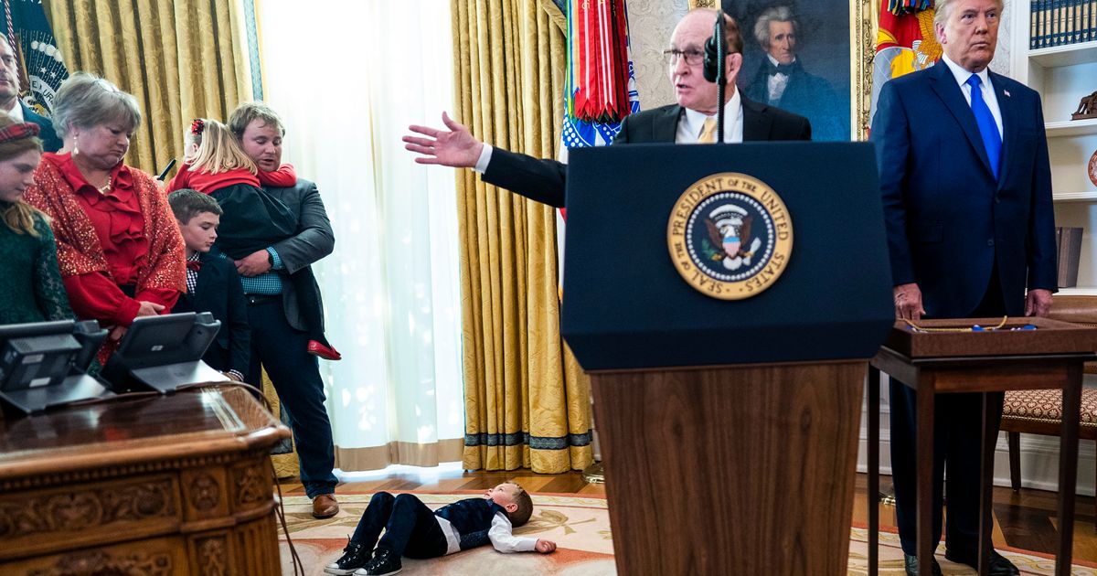 Watch Trump Walk Out of Medal of Freedom Ceremony