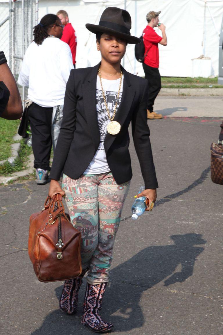The Erykah Badu Look Book