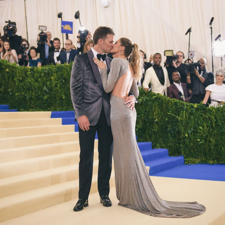 Met Gala 2017: Behind-the-Scenes Photos From the Red Carpet