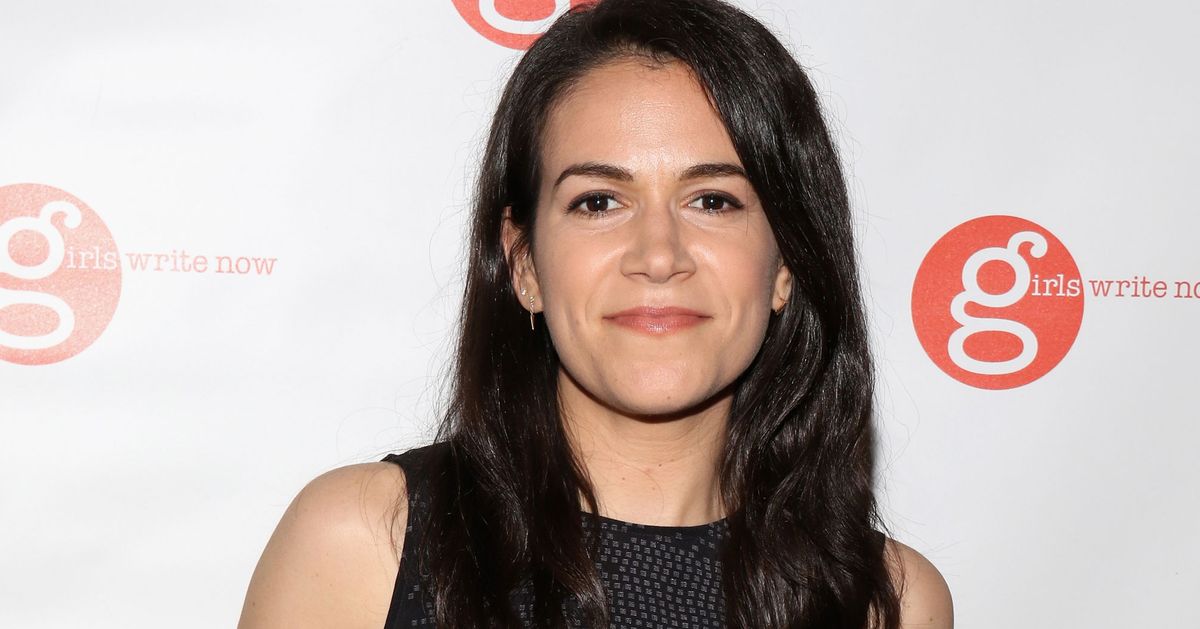Abbi Jacobson's Instagram, Twitter & Facebook on IDCrawl