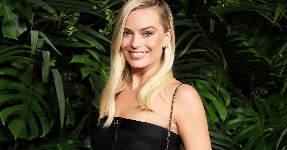 Margot Robbie Cast in Female Pirates of the Caribbean Movie