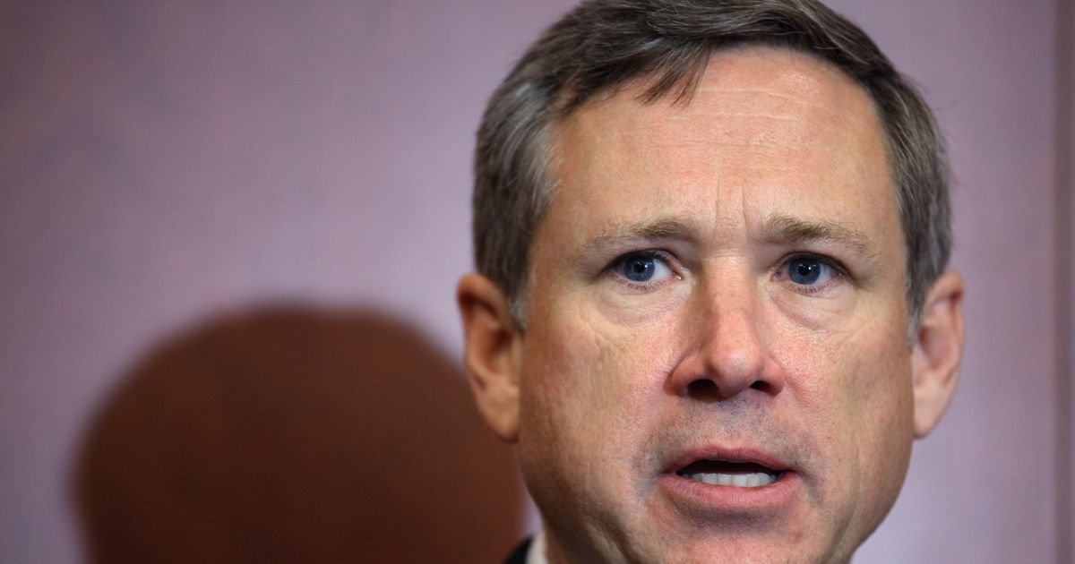 Illinois Senator Accused of Making Illegal Campaign Payments to Girlfriend