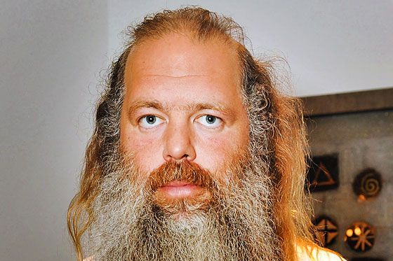 The Beard Symposium: Stalley and Manchester Orchestra’s Andy Hull Rate ...