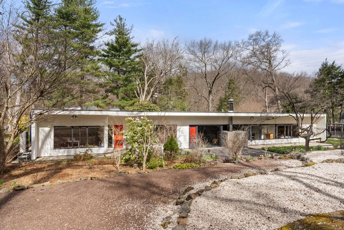 A Marcel Breuer Home in Croton-on-Hudson Is on the Market