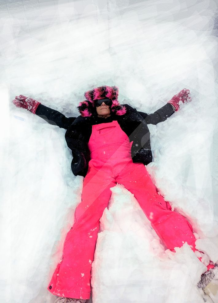 Scenes From Your Blizzard: Photos of Snow-Covered NYC